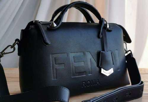 Новая женская сумка Fendi черная