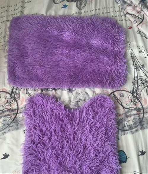 Набор пушистых лиловых ковриков для ванной