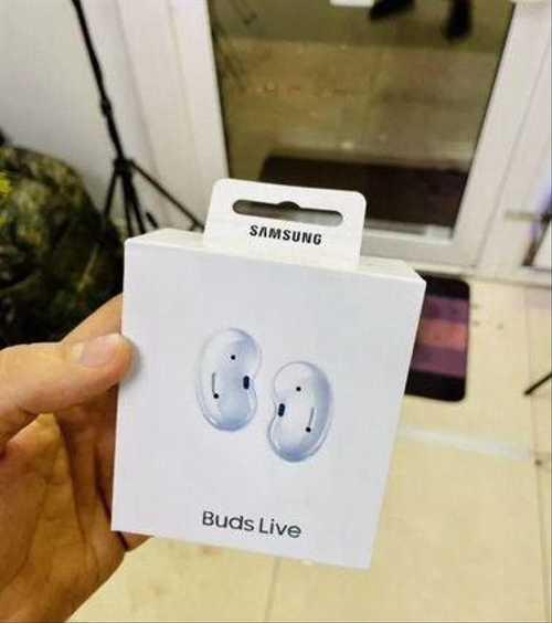 Беспроводные наушники Samsung buds live