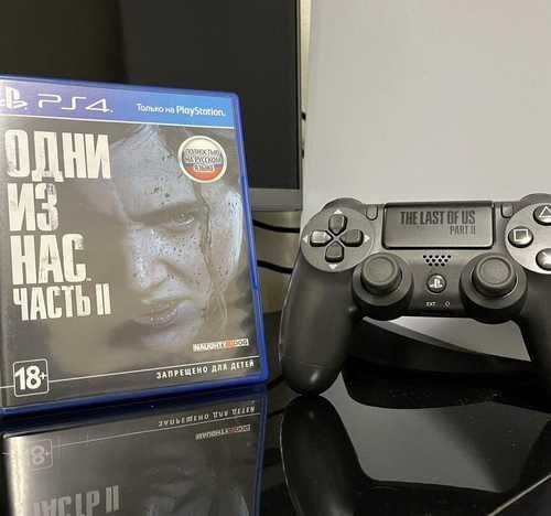 Продается джойстик PS4 в комплекте с диском