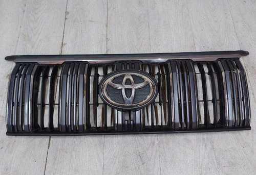 Решетка радиатора Toyota Land Cruiser Prado 150