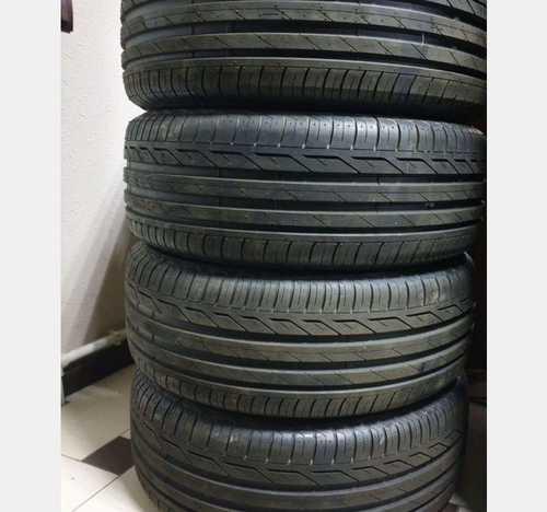 Bridgestone Turanza T001 225/60 R16 V