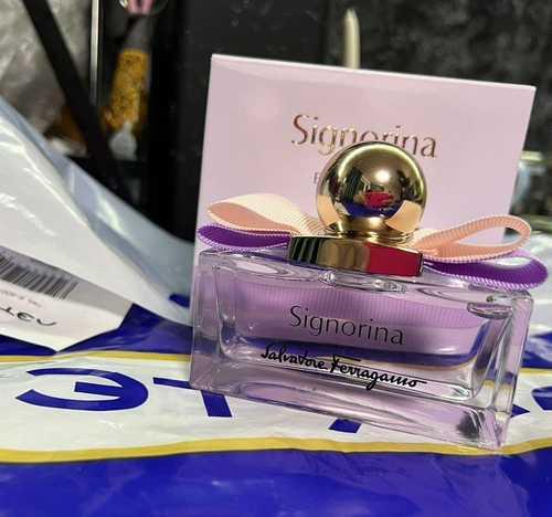 Salvatore ferragamo signorina 50 ml