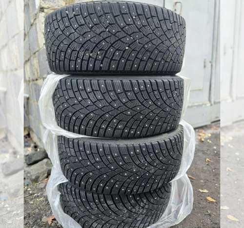 Triangle IcelynX TI501 235/45 R18