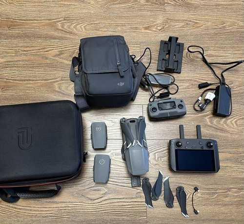 Dji Mavic 2 pro fly more combo + Smart Controller