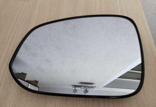 Зеркало полотно левое Toyota RAV4 XA50