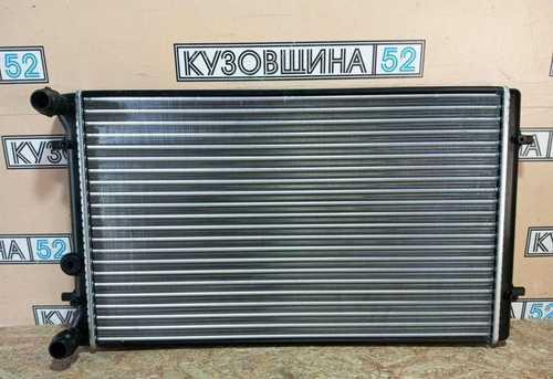 Радиатор Skoda Octavia A4 Golf 4 Bora Jetta 4 (97