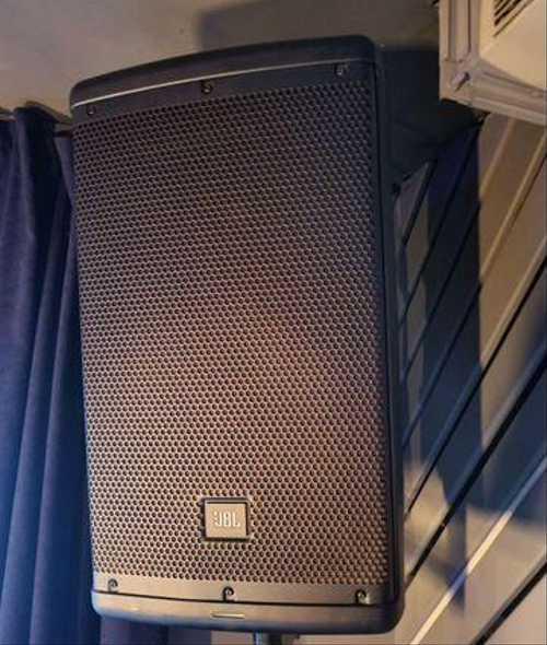 Акустическая колонка JBL EON 610