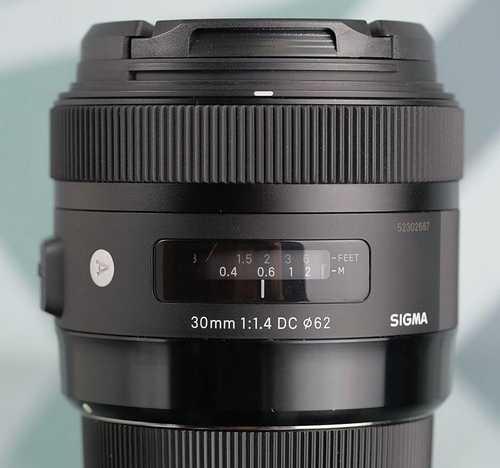 Sigma 30mm 1.4 DC Art Canon EF-S