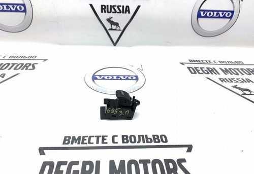 Кнопка стеклоподъемника задней двери Volvo S80 V70