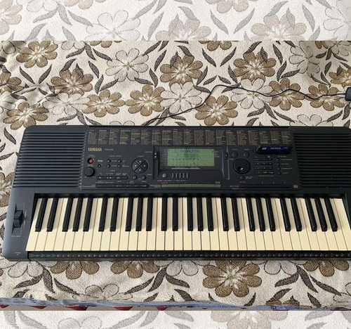 Синтезатор Yamaha psr520