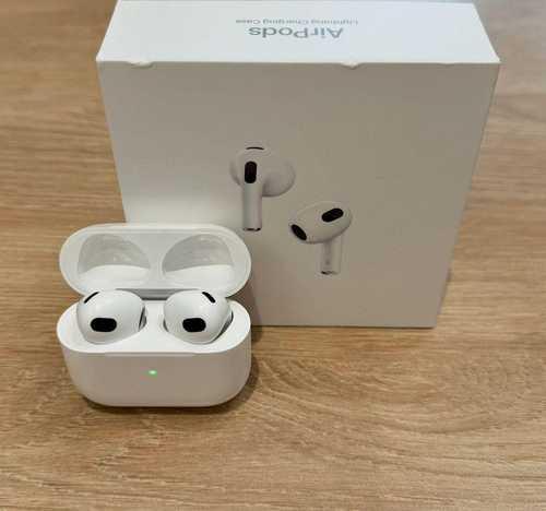 Наушники Apple Airpods 3 бу (оригинал)