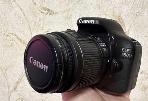Зеркальный фотоаппарат Canon EOS 550D + аксы