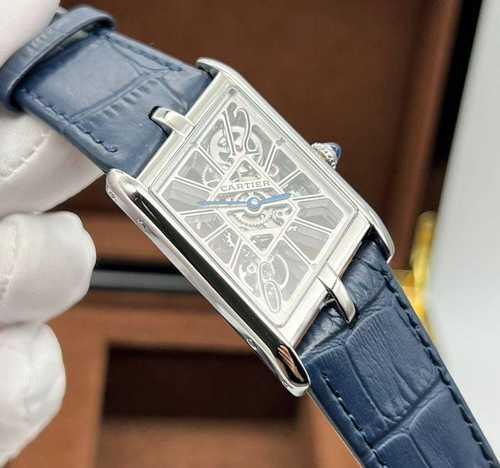 Часы Cartier женские в наличии