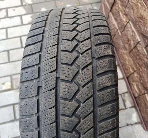 Sunfull SF982 215/55 R17 98H