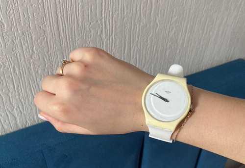 Часы swatch женские