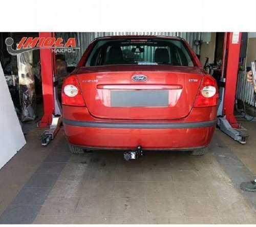 Фаркоп Ford Focus седан 2005-2011