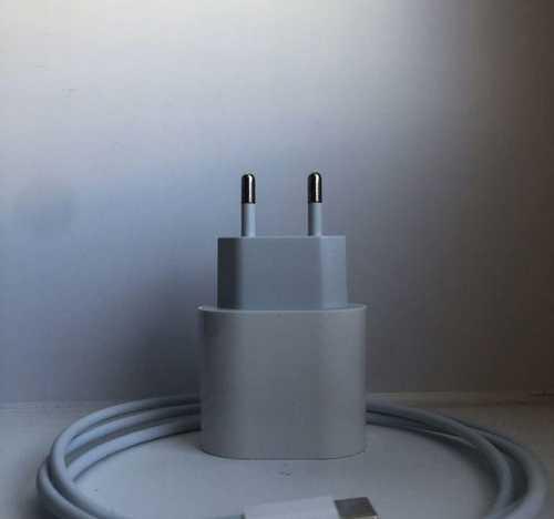 Зарядное устройство Блок Apple 20W Type-C Lighting