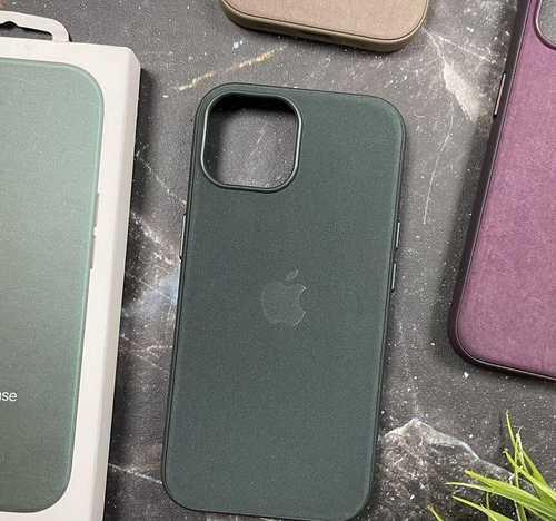 Чехол на iPhone 15 FineWoven