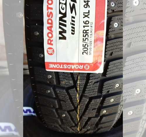 Roadstone Winguard Spike 205/55 R16 94T