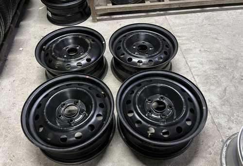 Штампованные диски Hyundai Kia 5x114.3 Цо 67.1 R16