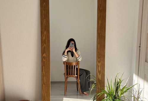 Зеркало в раме из дерева ручной работы