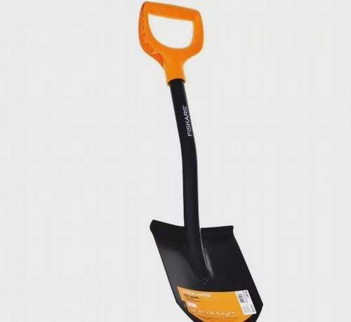 Лопата штыковая укороченная Solid fiskars