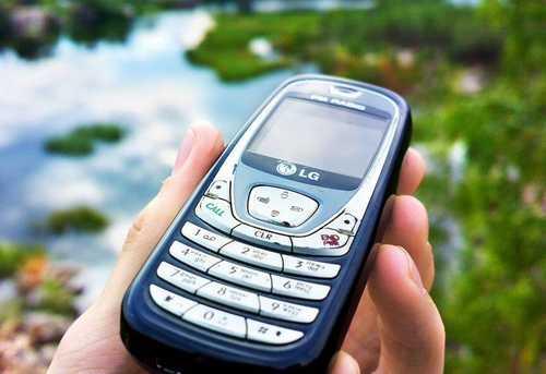 Телефон LG B2000 для коллекции