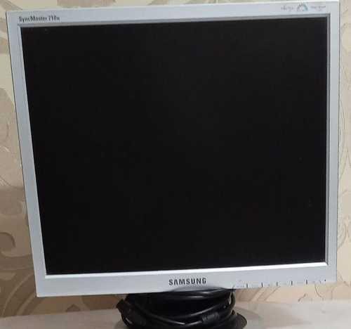 Монитор Samsung SyncMaster 710N