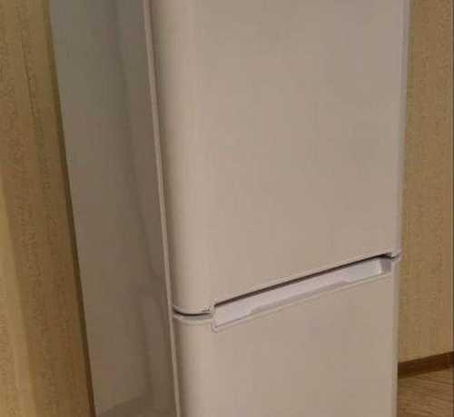 Холодильник-морозильник indesit BI160