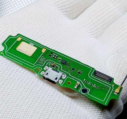 Xiaomi Redmi 5A. Нижняя плата зарядки. Оригинал