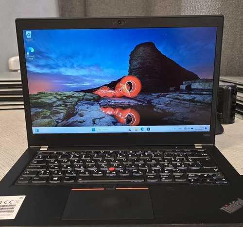 Lenovo T480s FHD IPS i5-8350U 8Gb/256SSD Сенсорный