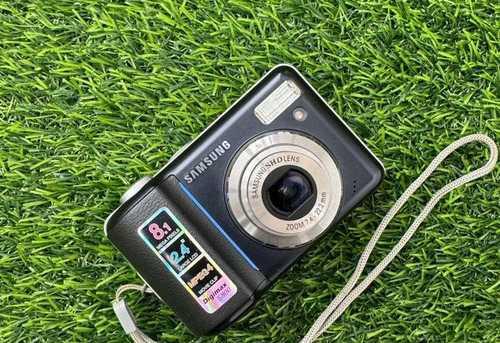 Цифровой фотоаппарат Samsung Digimax S800 (y2k)