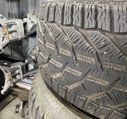 Tigar Winter 245/45 R18 100V