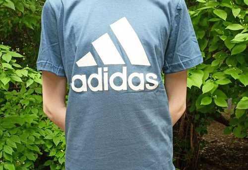 Серо-синяя футболка adidas