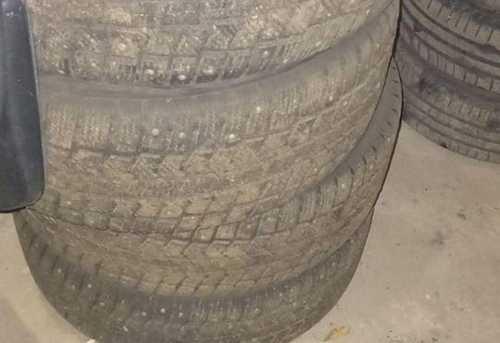 Viatti Vettore Inverno V-524 235/65 R16C