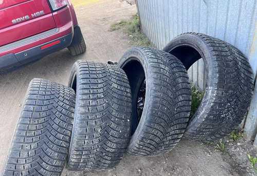 Michelin Agilis X-Ice North 265/40 R21 и 295/35 R21