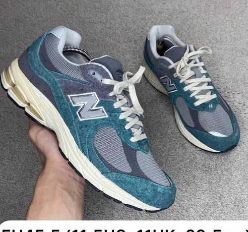 Оригинальные кроссовки New Balance 2002R 11.5US