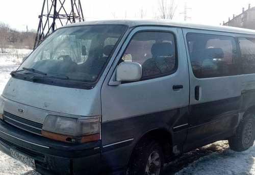 Toyota Hiace МКПП 5ст.4WD