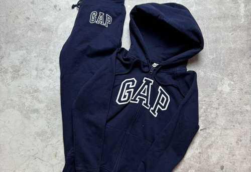 Спортивный костюм Gap