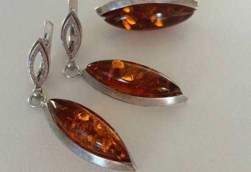 Серьги и кольцо серебряные с янтарем