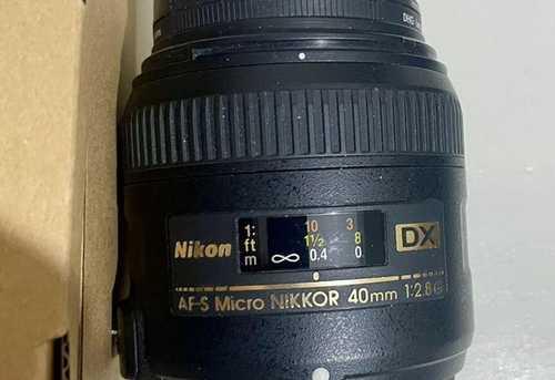 Объектив Nikon AF-S DX 40mm F2.8G ED Micro-Nikkor