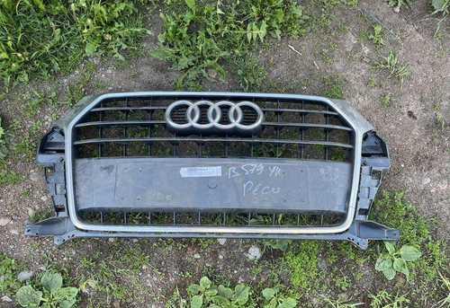 Решетка радиатора Audi Q3 2016