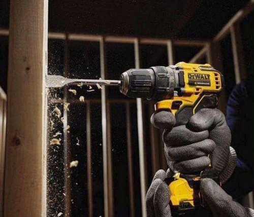 Шуруповёрт Dewalt 18v