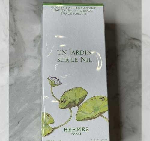 Hermes UN jardin SUR LE NIL