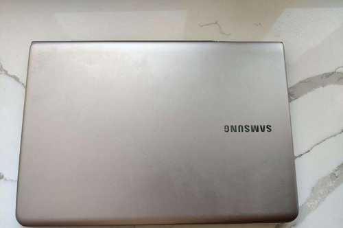 Ноутбук Samsung np530u3c