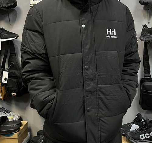 Зимняя куртка Helly Hansen для стильного мужчины