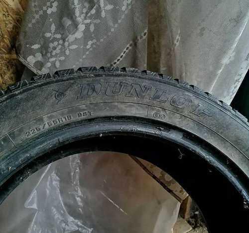 Dunlop SP Winter Ice 01 225/55 R18