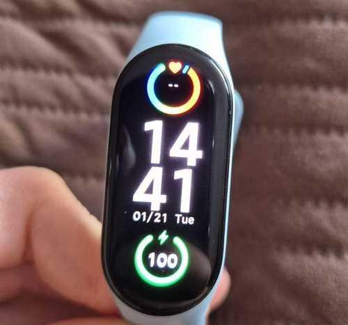 Фитнес браслет xiaomi mi band 7