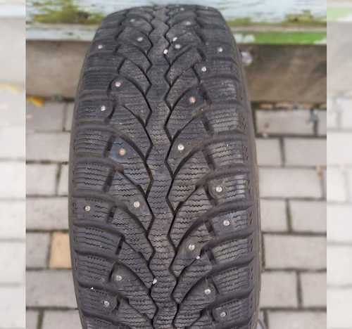 Pirelli Formula Ice 195/65 R15